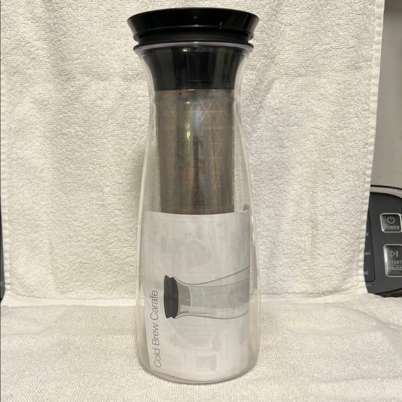 Tupperware | Kitchen | Tupperware Cold Brew Carafe | Poshmark